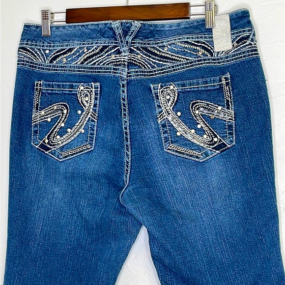 Vanity | Jeans | Premium Vanity Collection Embellished Curvy Jeans ...